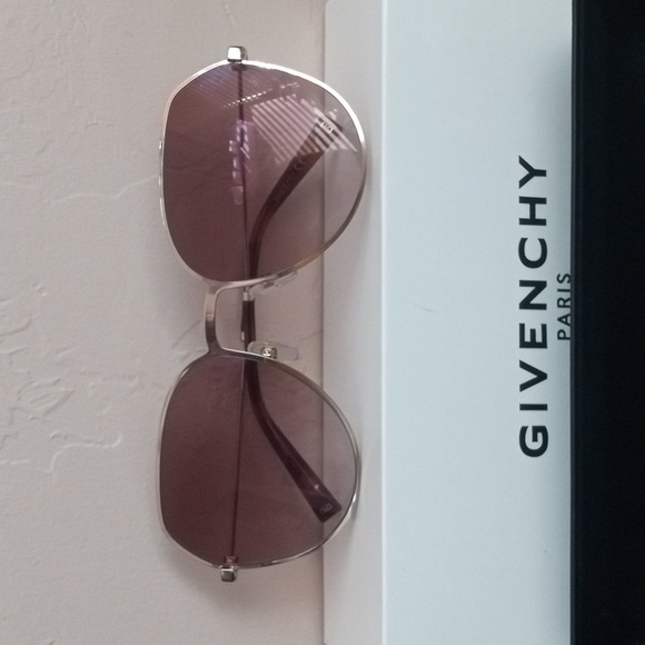 Givenchy | Accessories | Givenchy Gradient Sunglasses | Poshmark